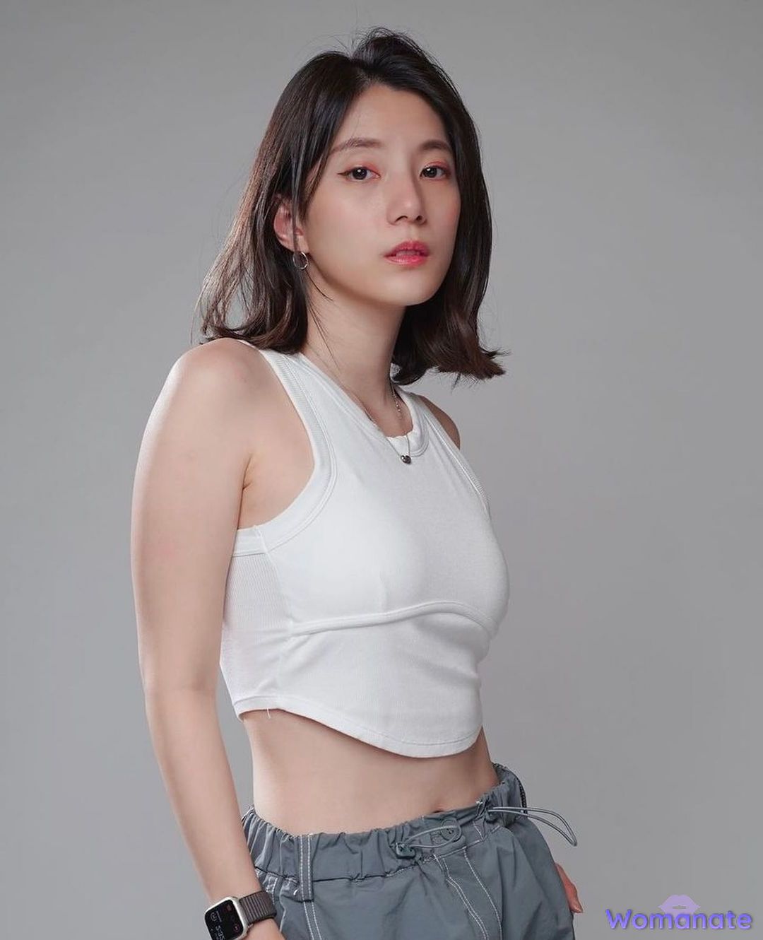 우아한 일본 여성: 무엇이 그렇게 인기를 끌까요?